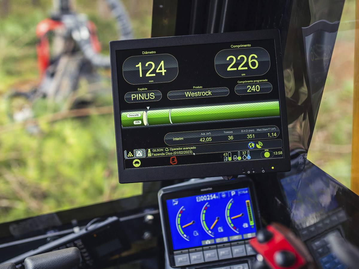 Komatsu C164 Cabeçote Harvester